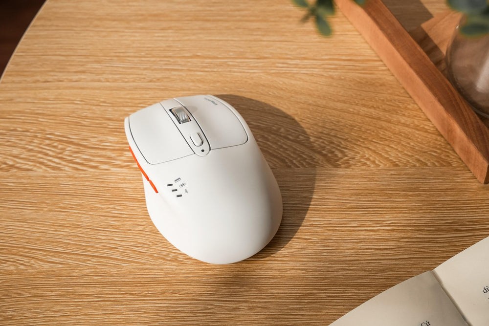 Điều gì khiến HyperWork Silentium Milky White trở nên đặc biệt?